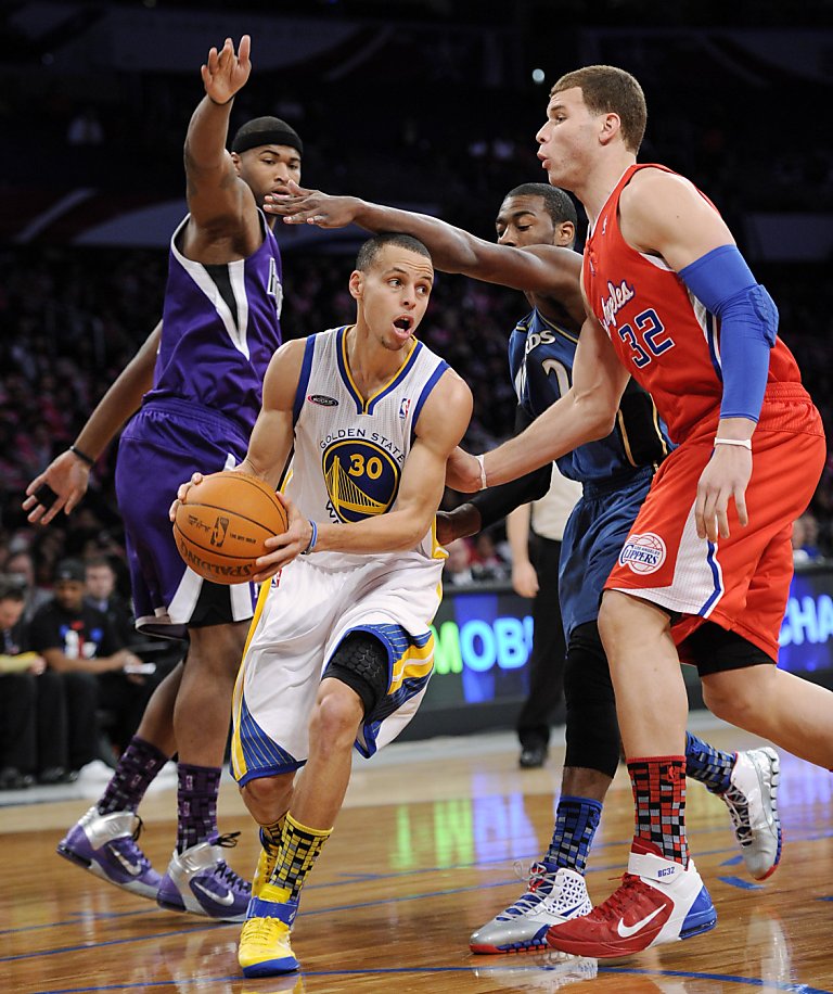 Stephen Curry part of sophomores' slump