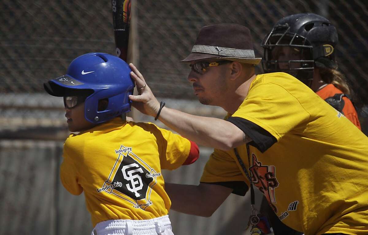 Junior Giants helps kids learn to be good sports