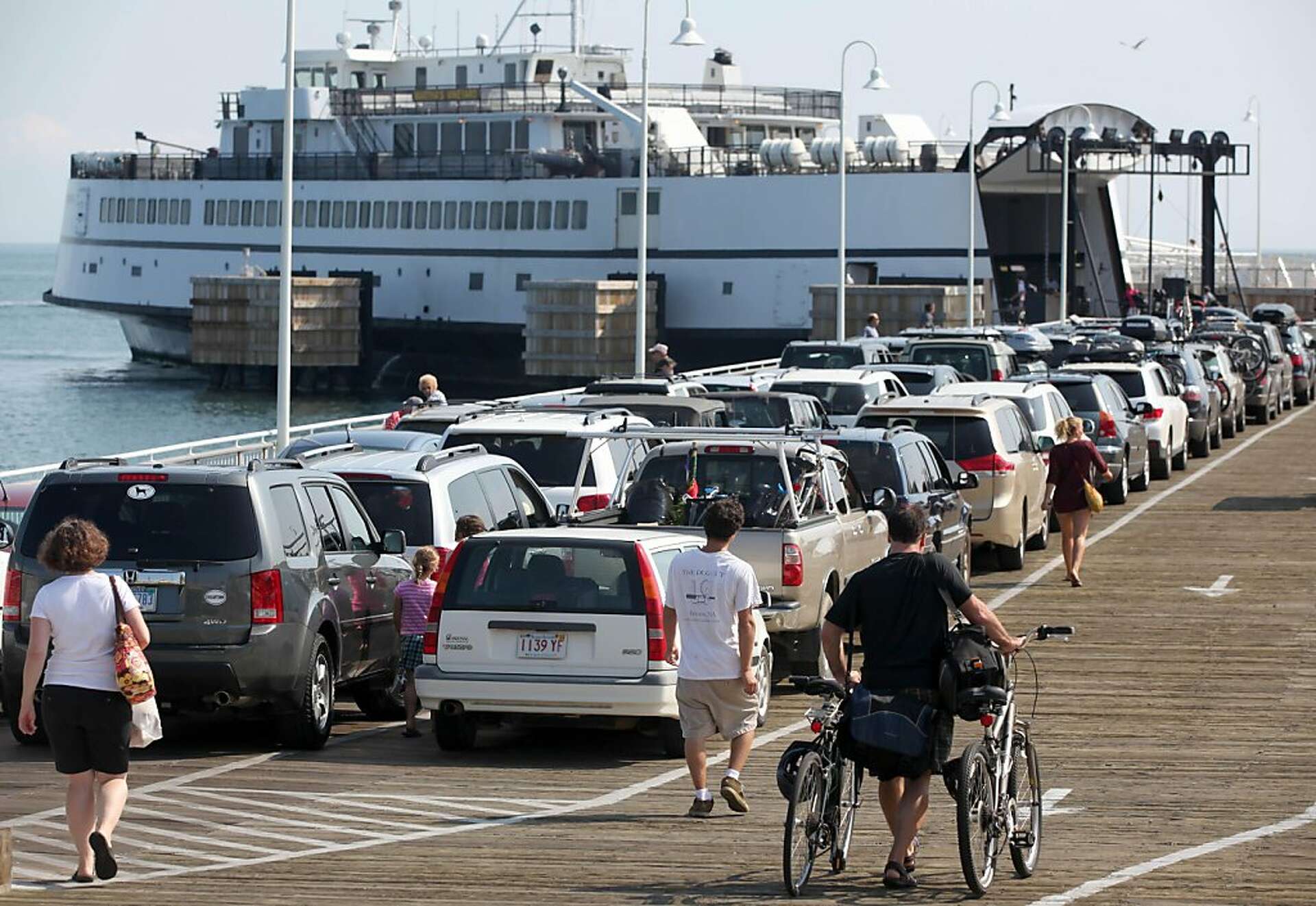 Hurricane Irene moves in - 2 million told to leave