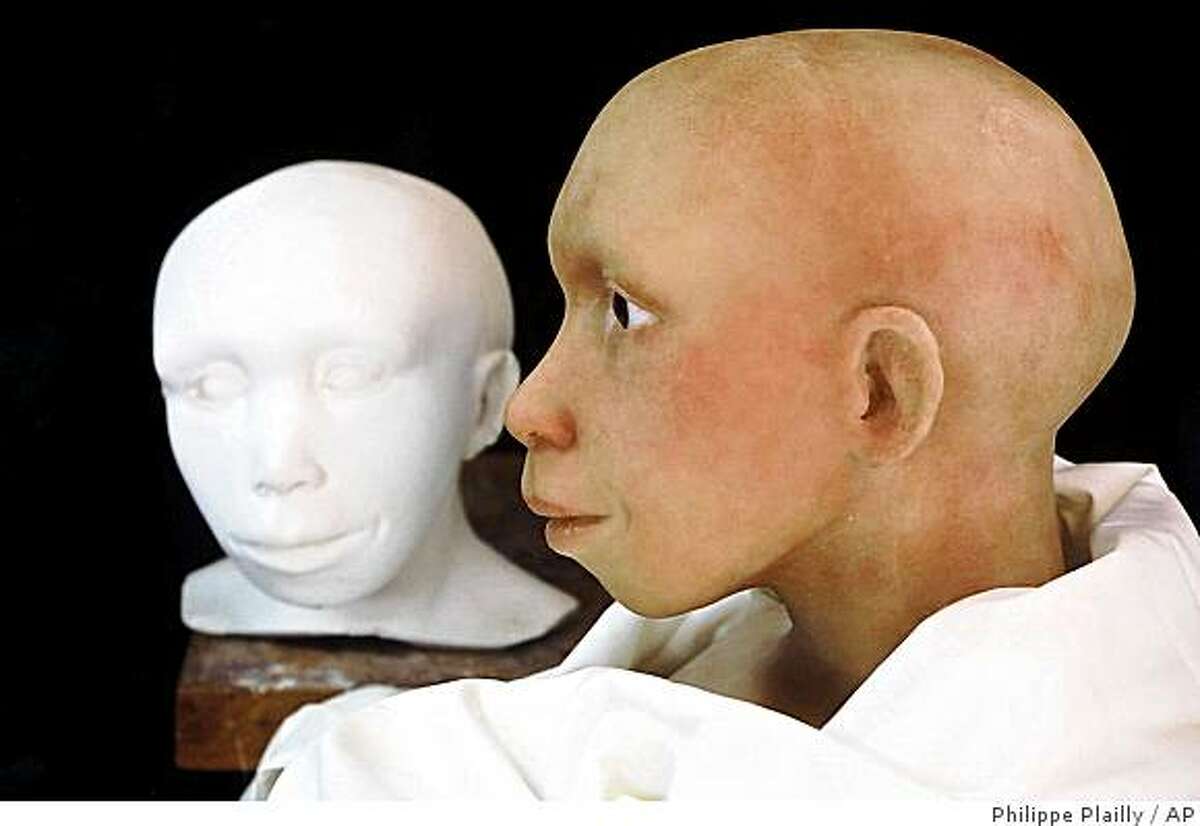 Wanted: Mom willing to give birth to Neanderthal