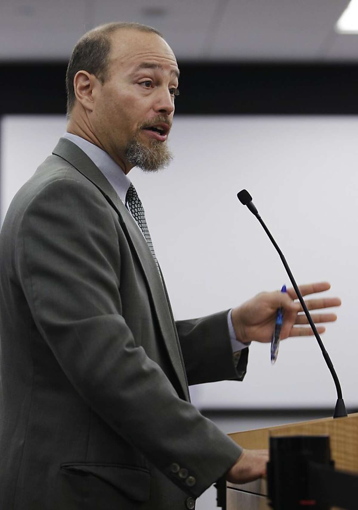 BART to limit shutdowns of wireless service