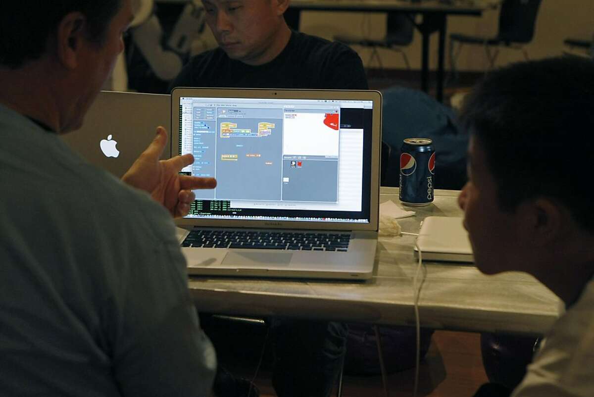 Kids learn computer programming at Hack the Future