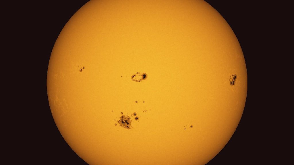 Stanford scientists find way to predict sunspots