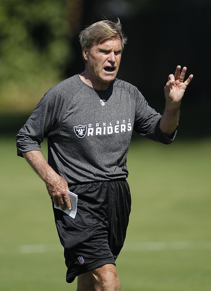 When Al Saunders' sentries let him down