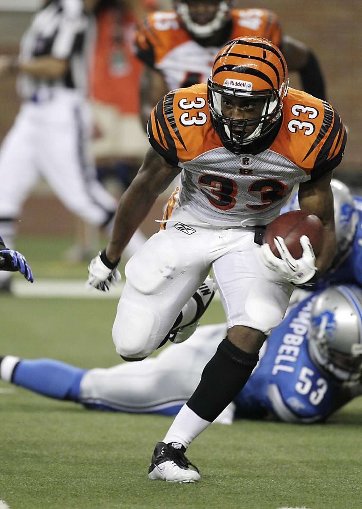 Jake Locker throws TD as Titans top Vikings