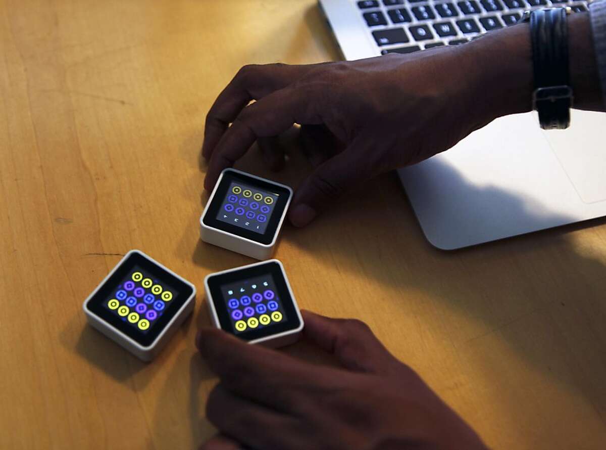 Sifteo rolling out high-tech cubes for fun, games