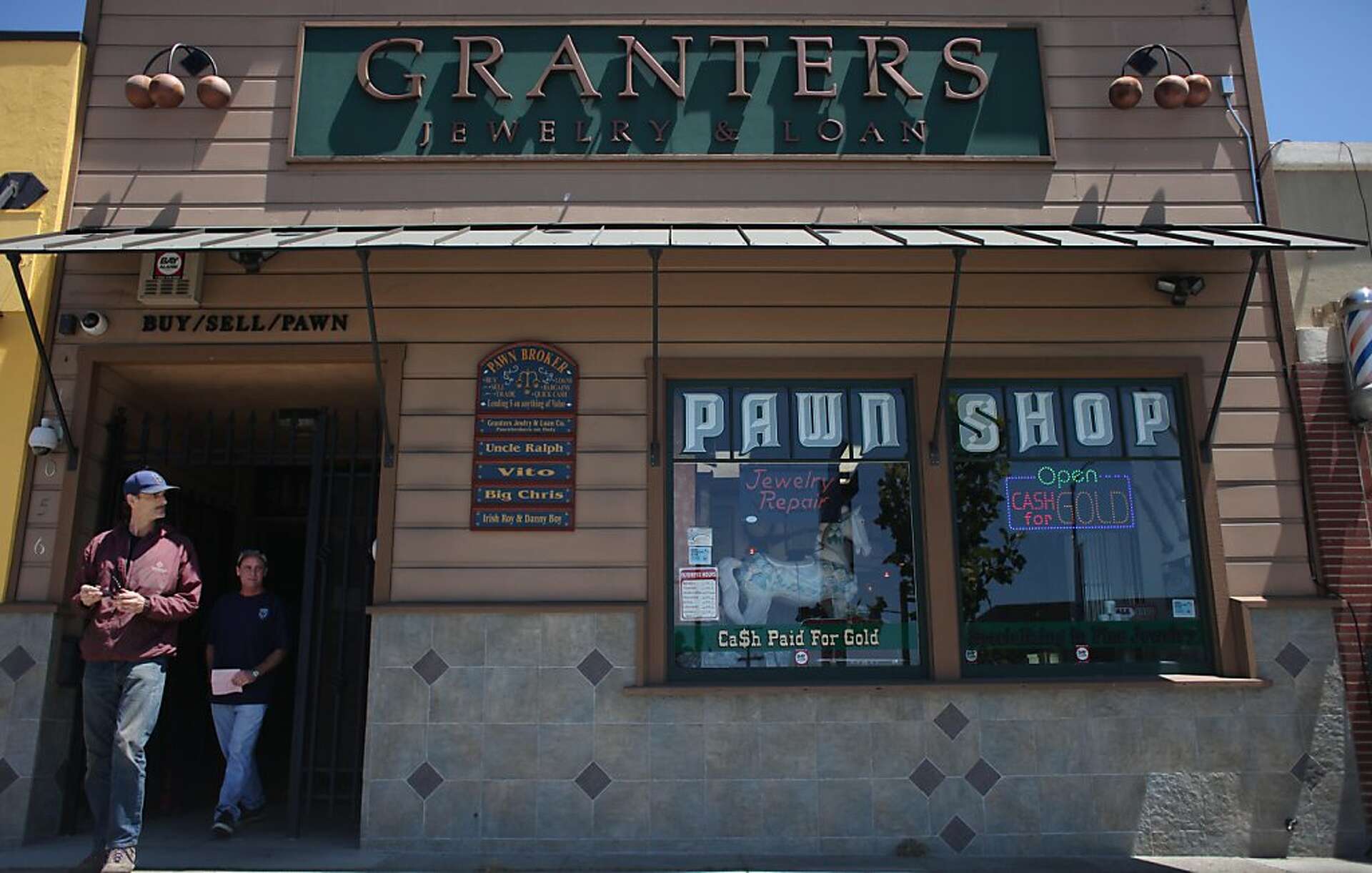 Many turning to pawn shops amid hard times
