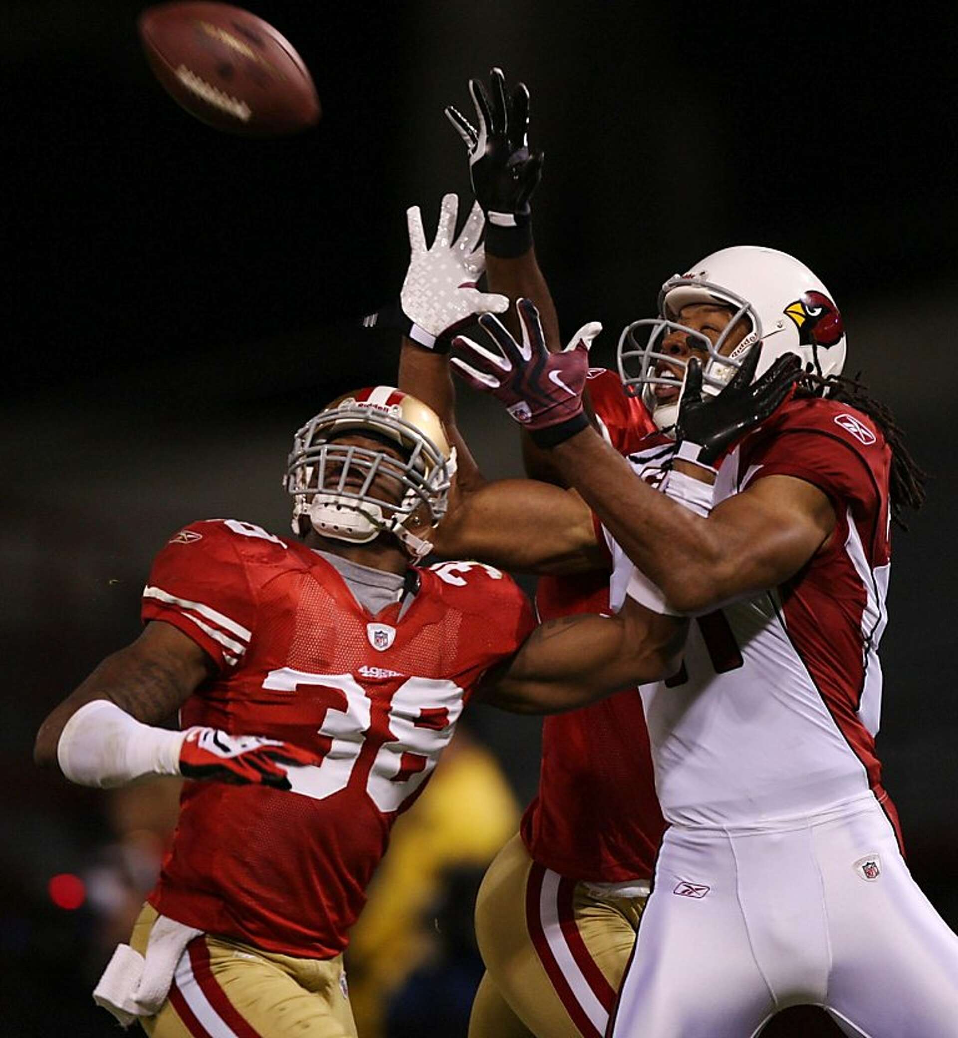 49ers sign Madieu Williams; Dashon Goldson upset