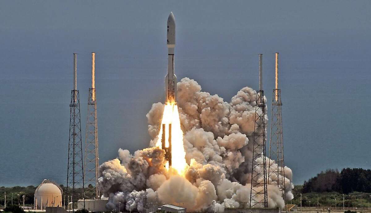 Jupiter, there goes rocket Juno to check you out