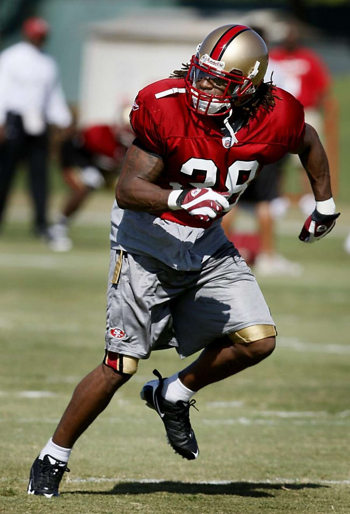 49ers sign Madieu Williams; Dashon Goldson upset