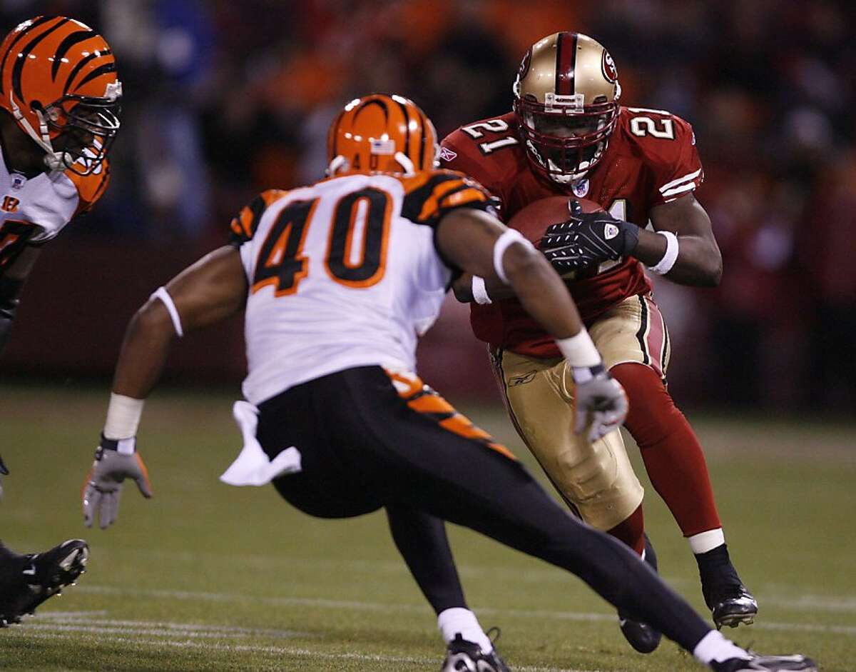 49ers sign Madieu Williams; Dashon Goldson upset