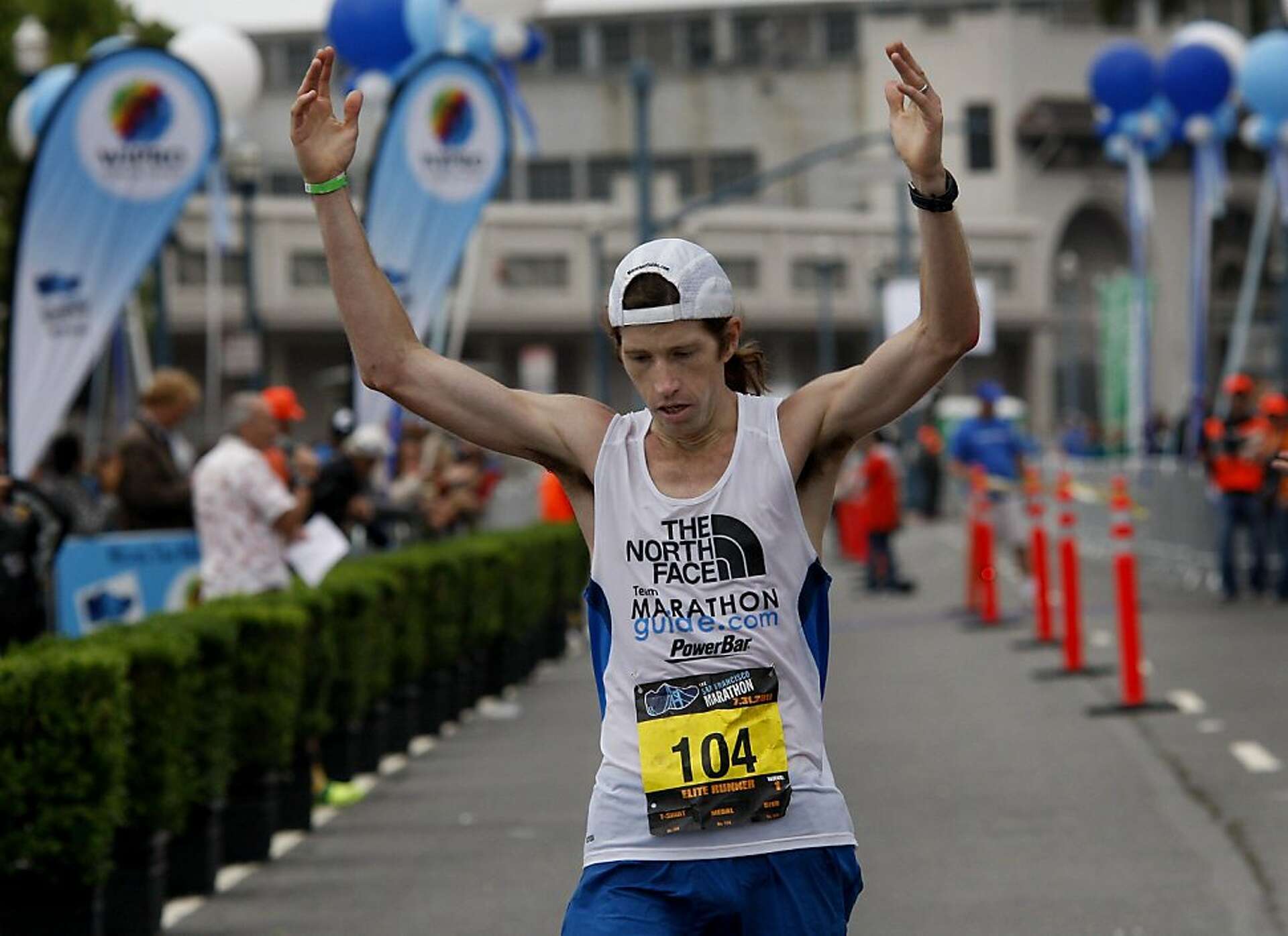 S.F Marathon gives runners a scenic route
