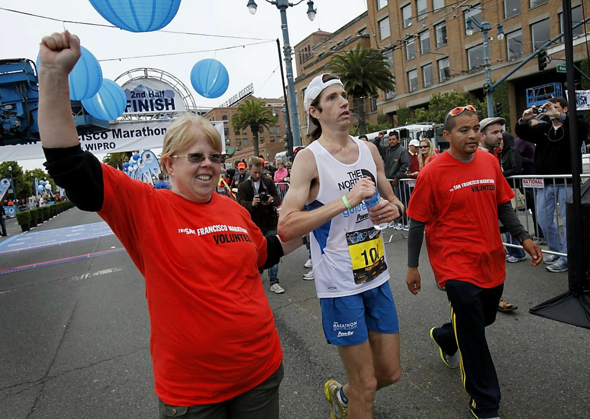 S.F Marathon gives runners a scenic route