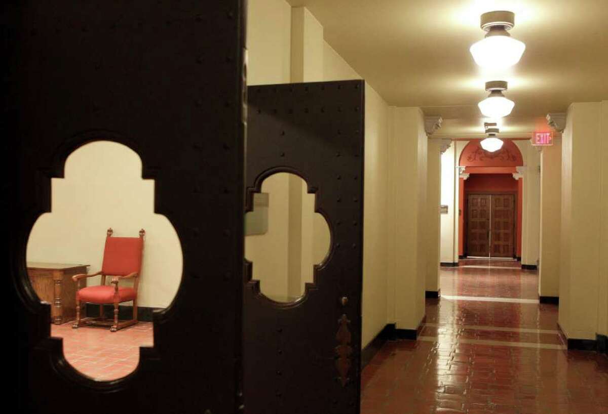 Gray: Julia Ideson Library is a treasure reclaimed