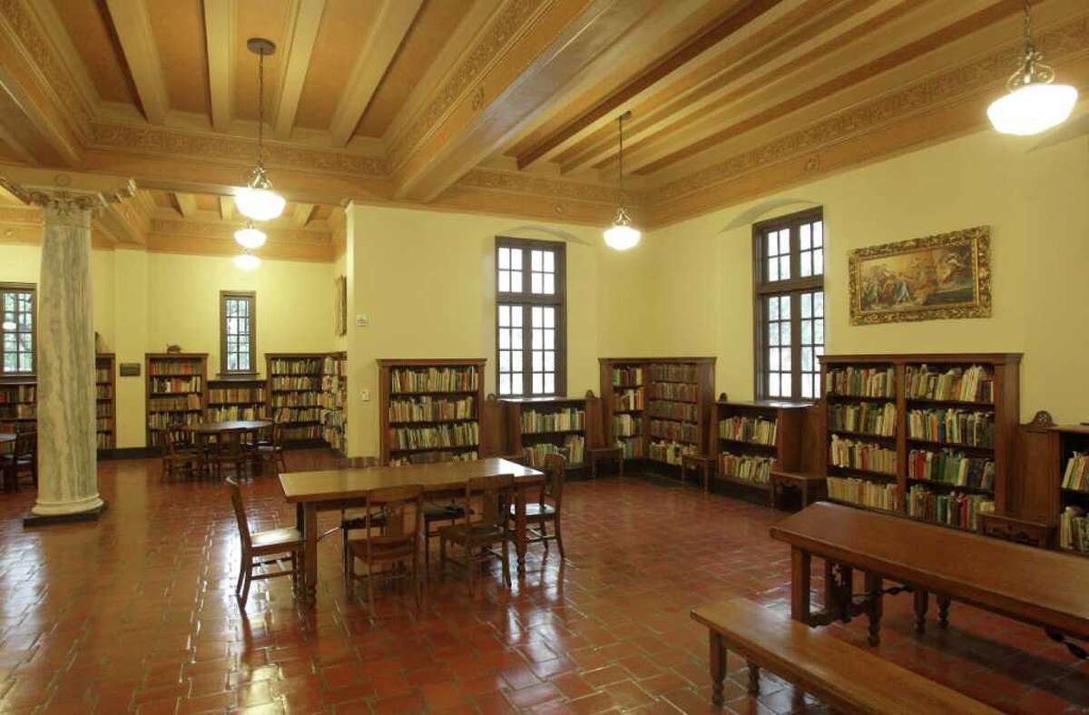 Gray: Julia Ideson Library is a treasure reclaimed