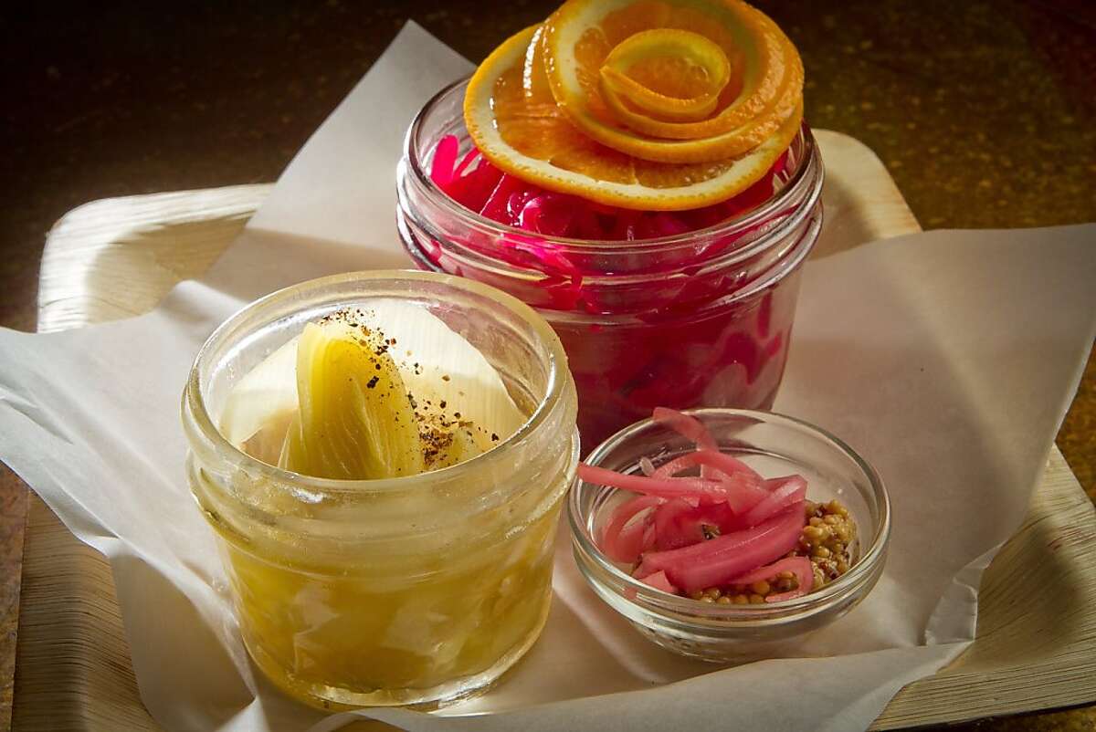 BAR BITES: Make Westing