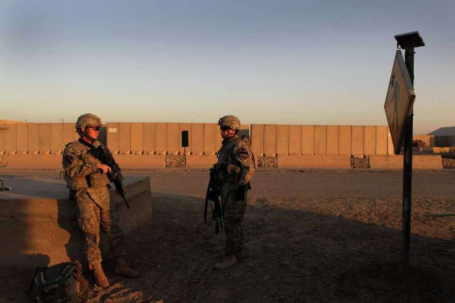 U.S. hands Camp Victory over to Iraq - HoustonChronicle.com
