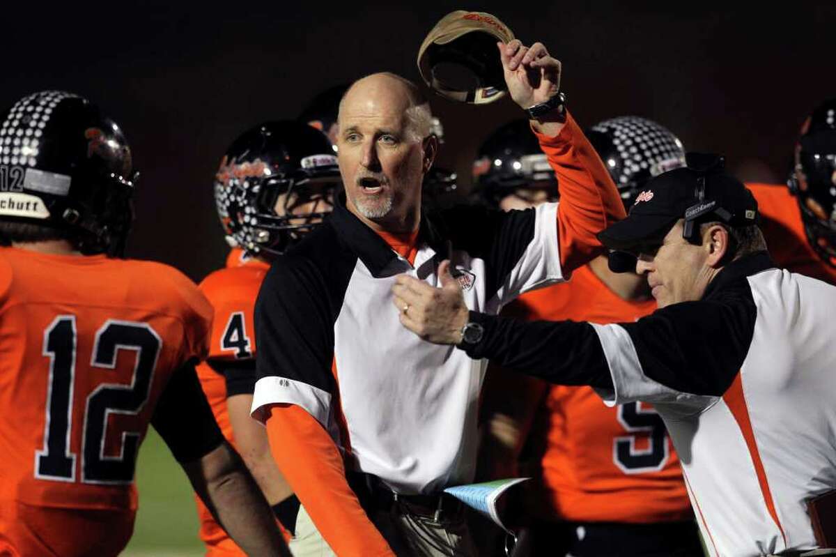 Refugio surges past Sonora after half