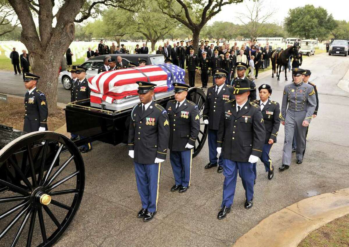 Army's oldest general buried at Fort Sam