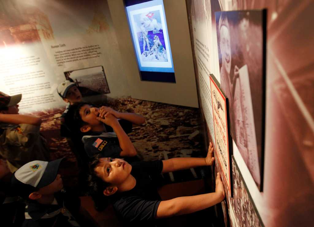 World War I traveling gallery