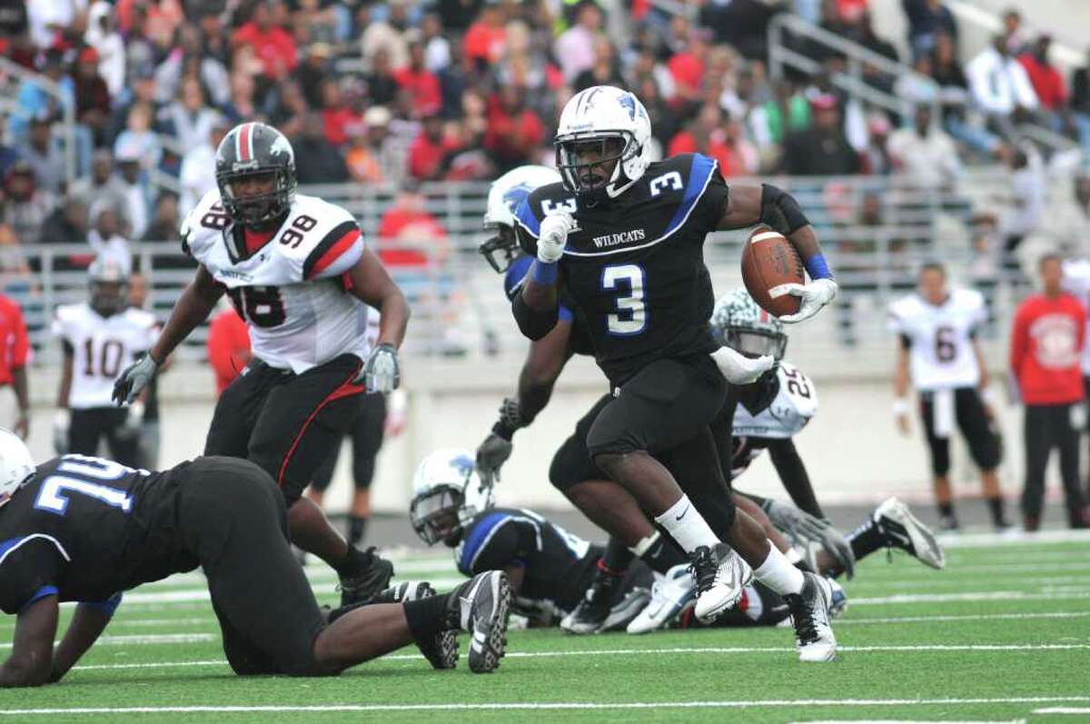 High school football title games awash in stars