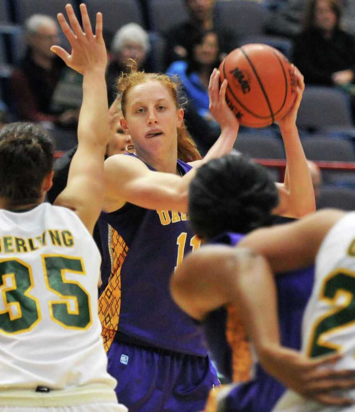 Danes demolish Saints