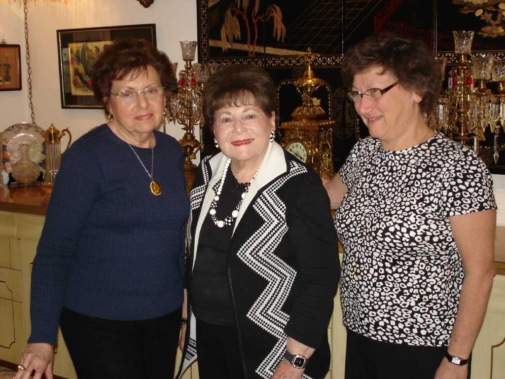 S.A. Hadassah honors ‘Mother of Israel'