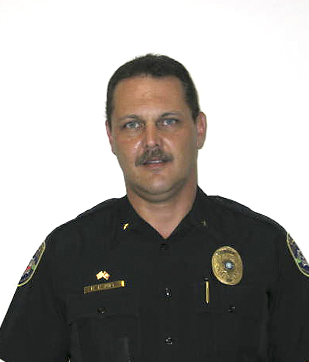 Ex-Helotes chief takes plea in patrol car scam