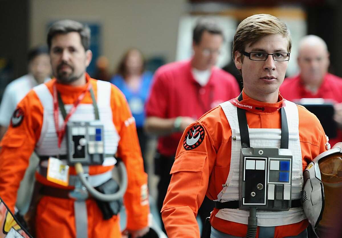 'Game of Thrones' teases season 2 at Comic-Con