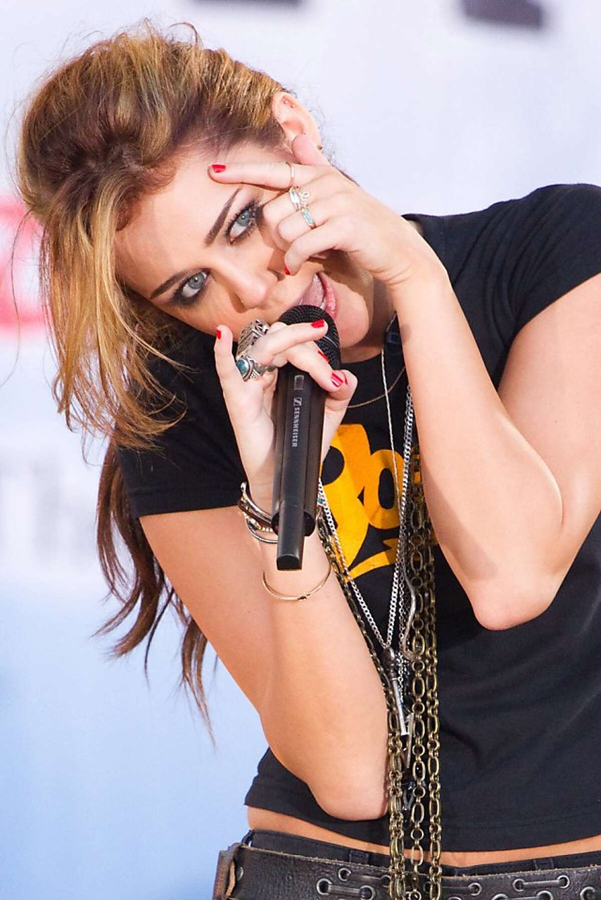 The worst of 2010 in bad celebrity behavior