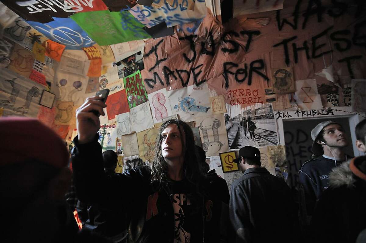 Street Artist Swampy does a one-night show at Fifty24SF