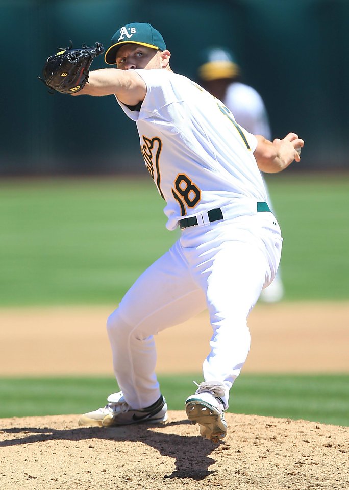 A's miss chance at first 4-game sweep of year