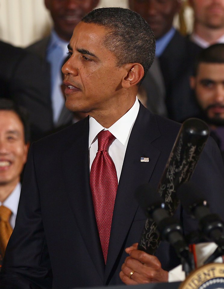 S.F. Giants' Romo says Obama is a 'cool cat'