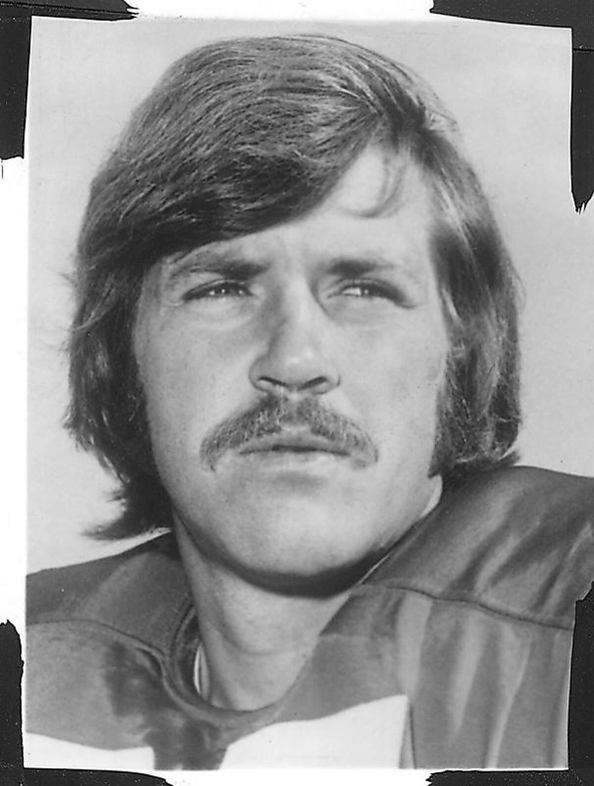 Forrest Blue dies after years of dementia