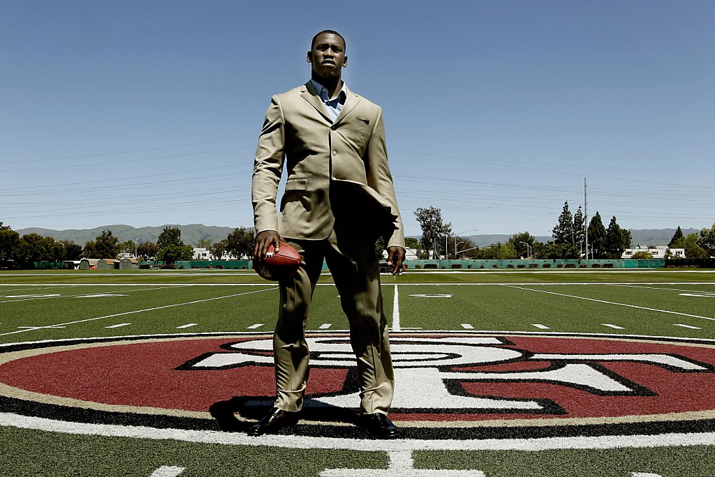 Aldon Smith isn't worried about rookie wage cap