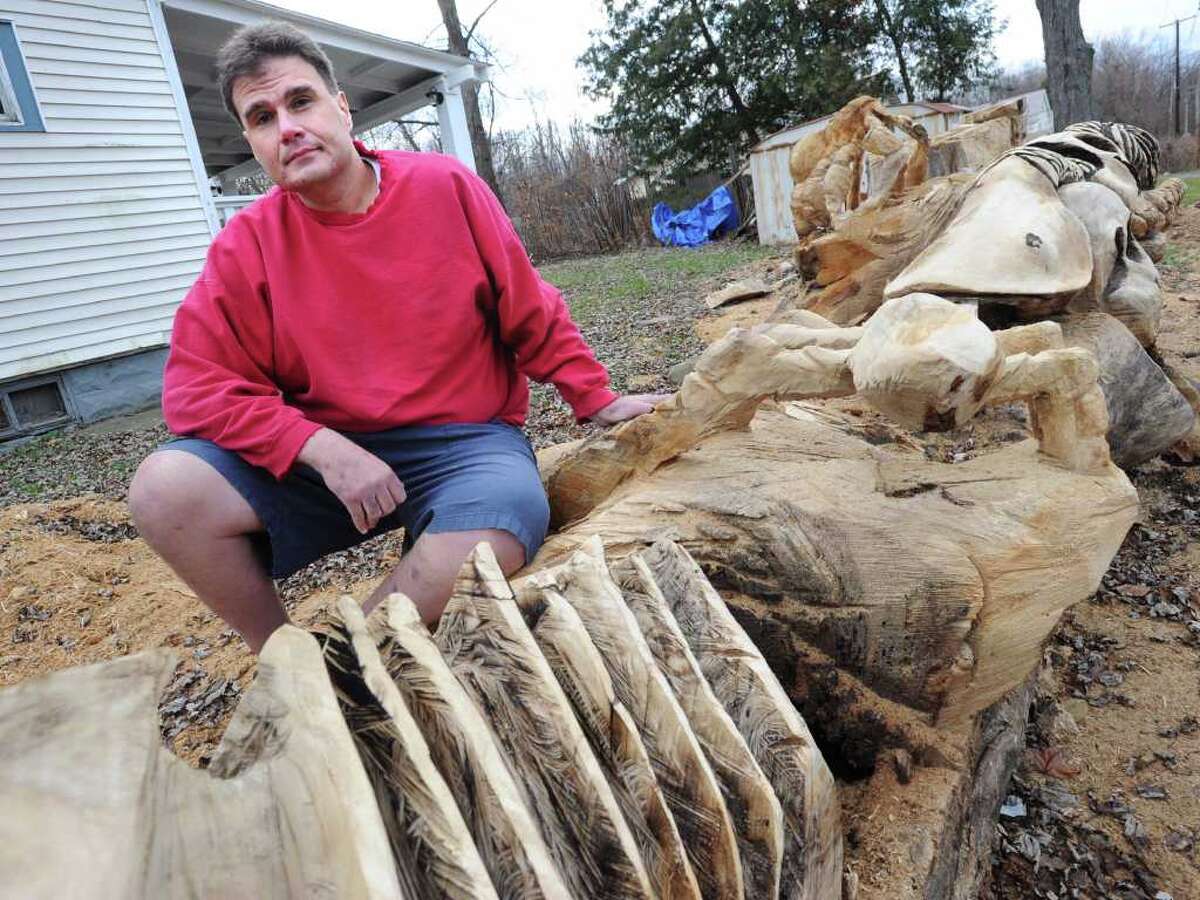 A tree, a chain saw and a vision of art