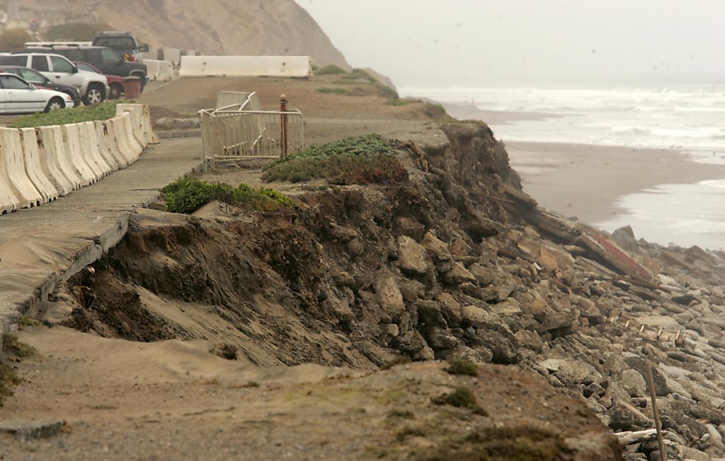 State panel rejects city's repairs to Ocean Beach