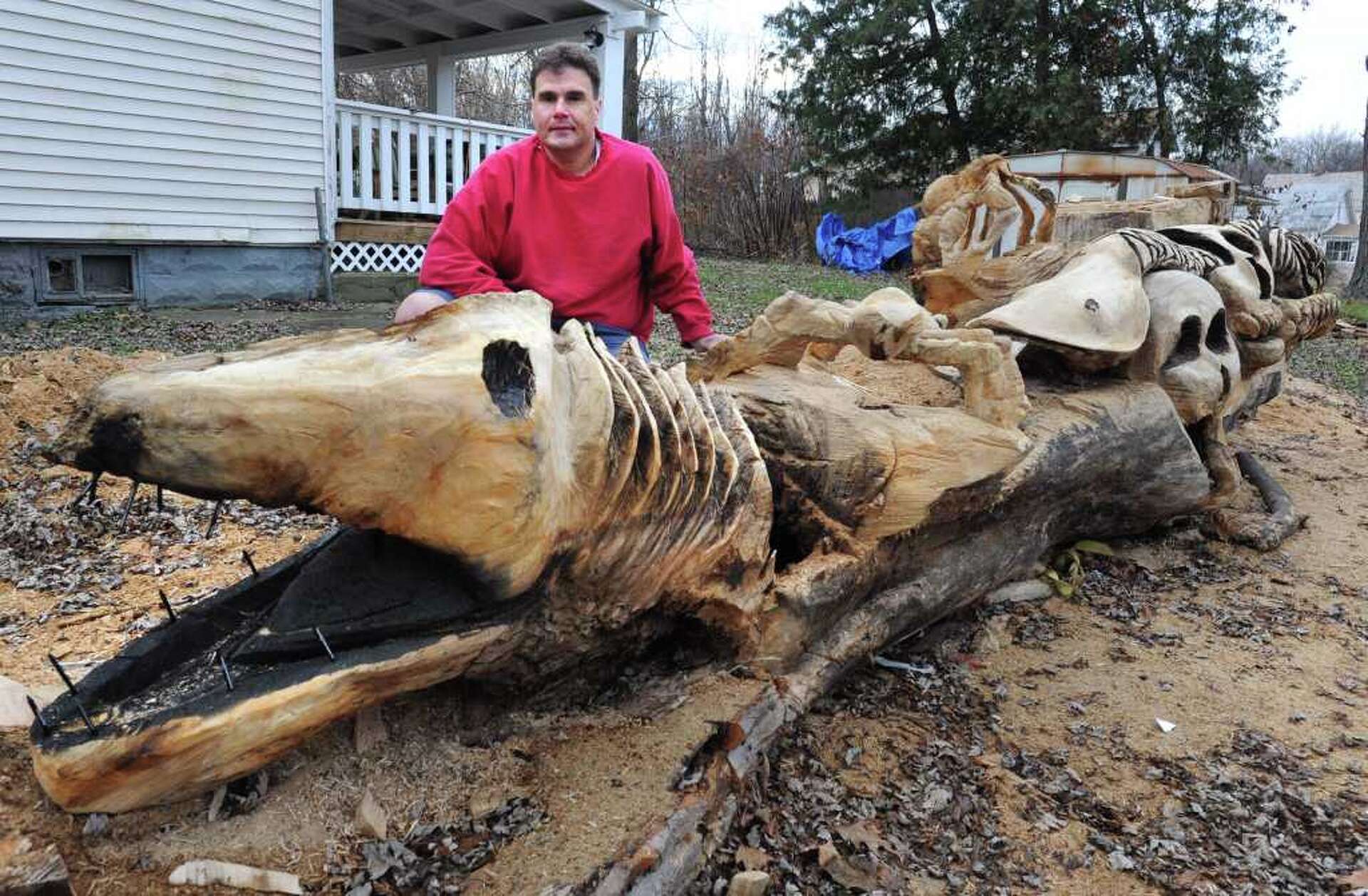 A tree, a chain saw and a vision of art