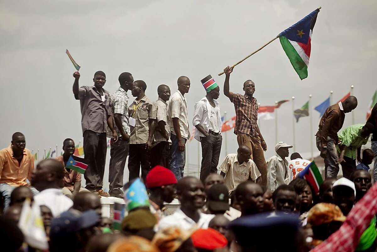 South Sudan raises its flag