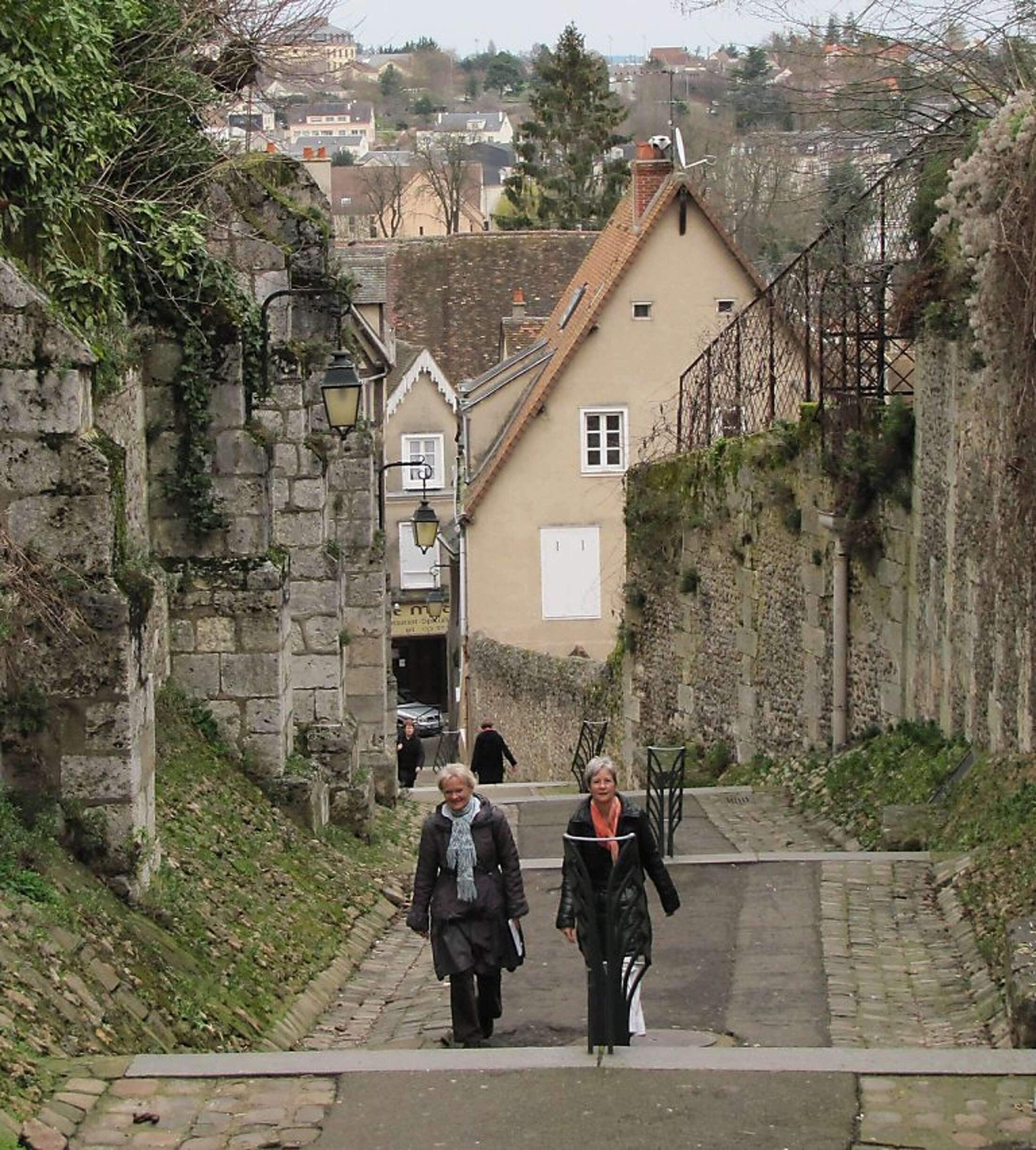 Chartres keeps its spiritual allure