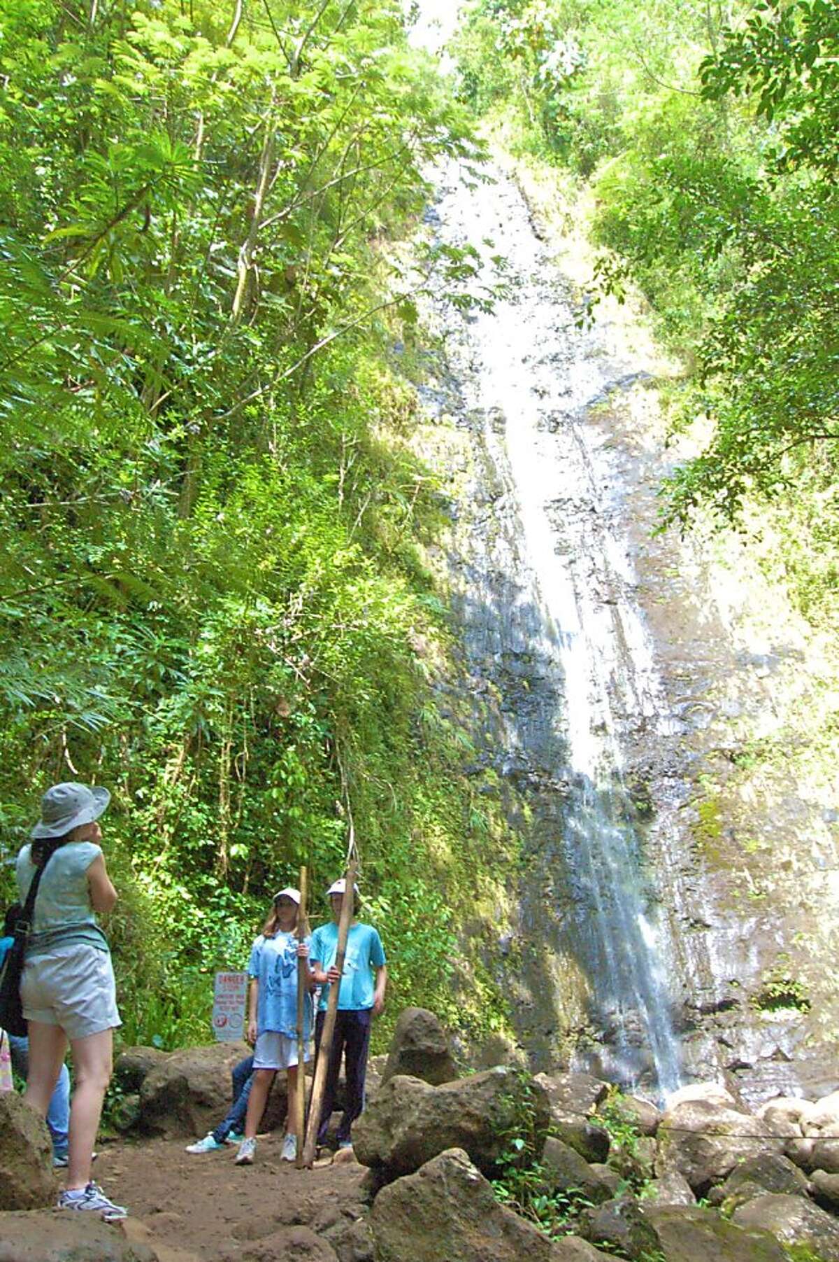 Best bargains for families headed to Hawaii