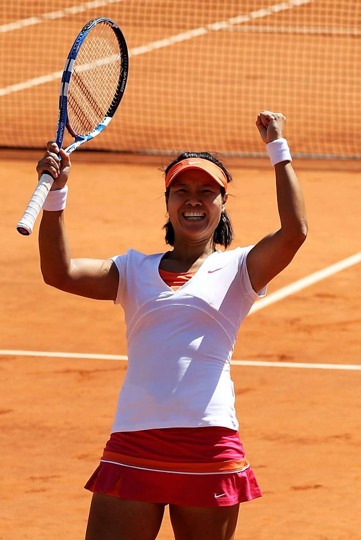 Li Na, Francesca Schiavone make French Open final