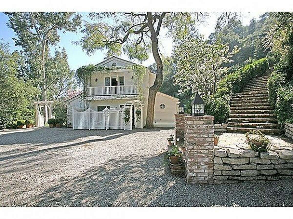 Limelight Listing - Taylor Swift's Beverly Hills estate