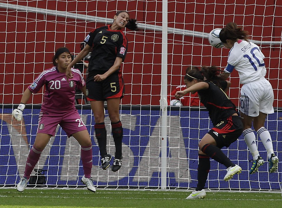 Soccer: Coach has U.S. women passing into new era
