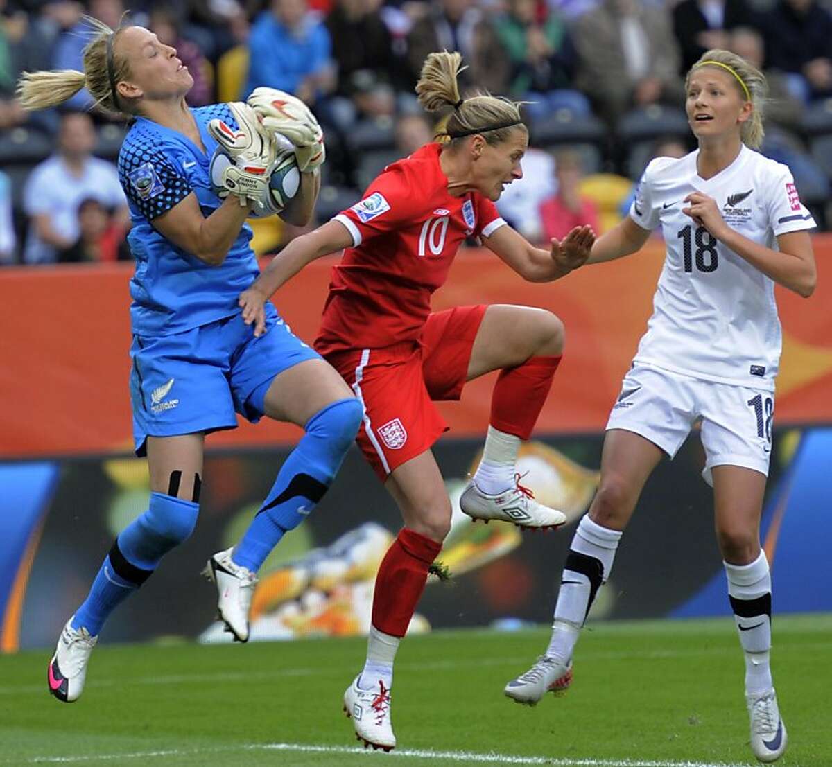 Soccer: Coach has U.S. women passing into new era