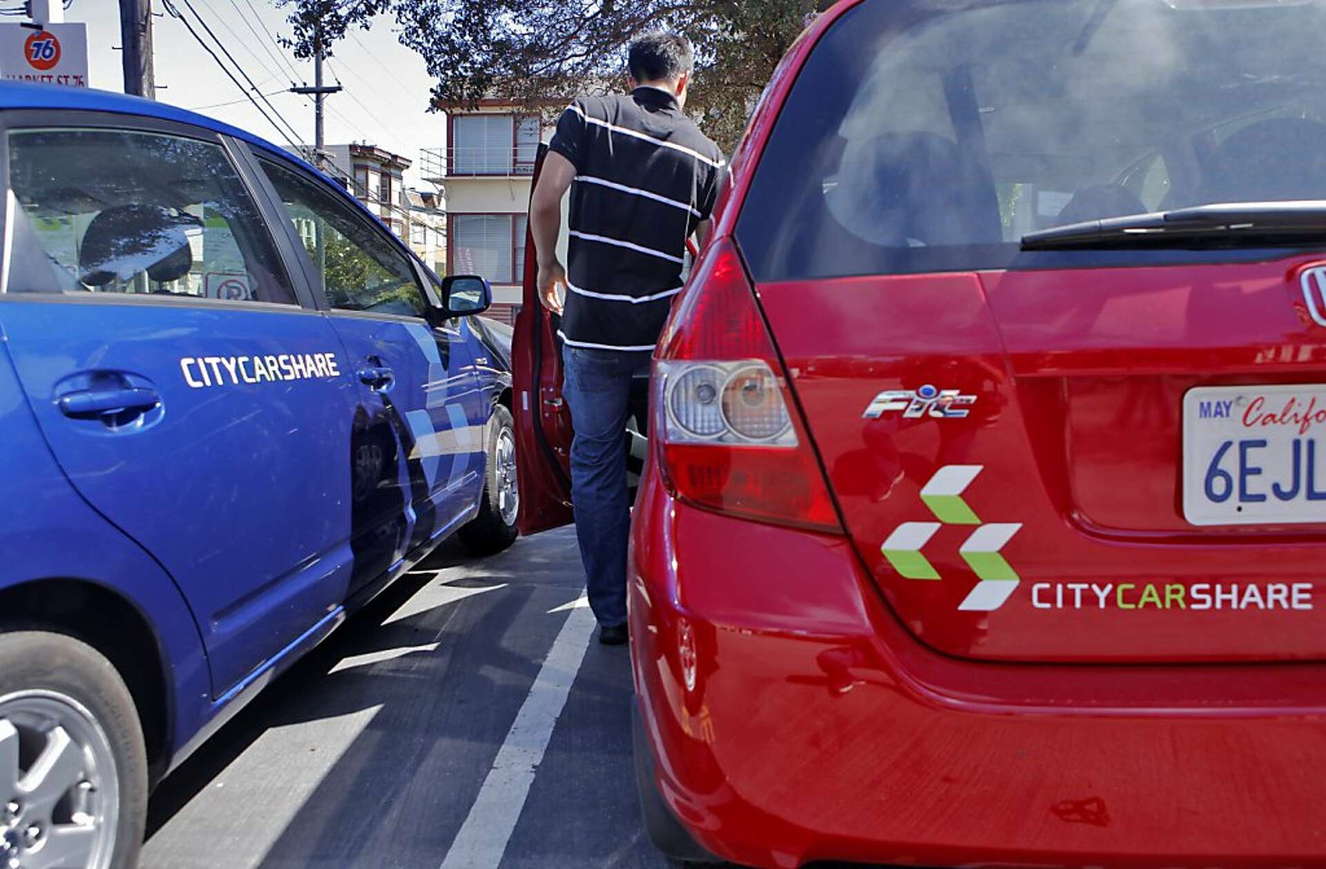 California Street cable cars are back