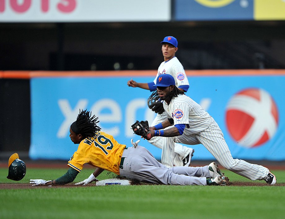 A's Mark Ellis a backup; could he be a Giant?