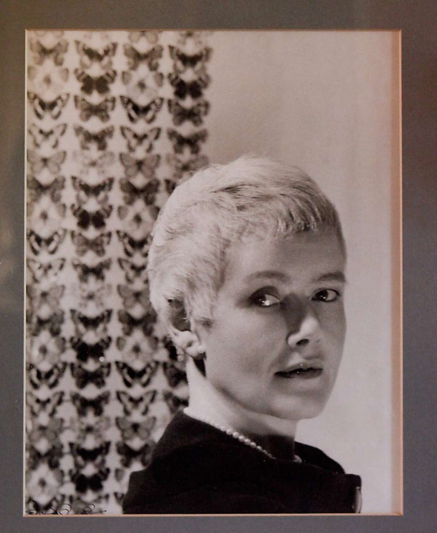 Lewis Sykes collects a wonderland in his S.F. home