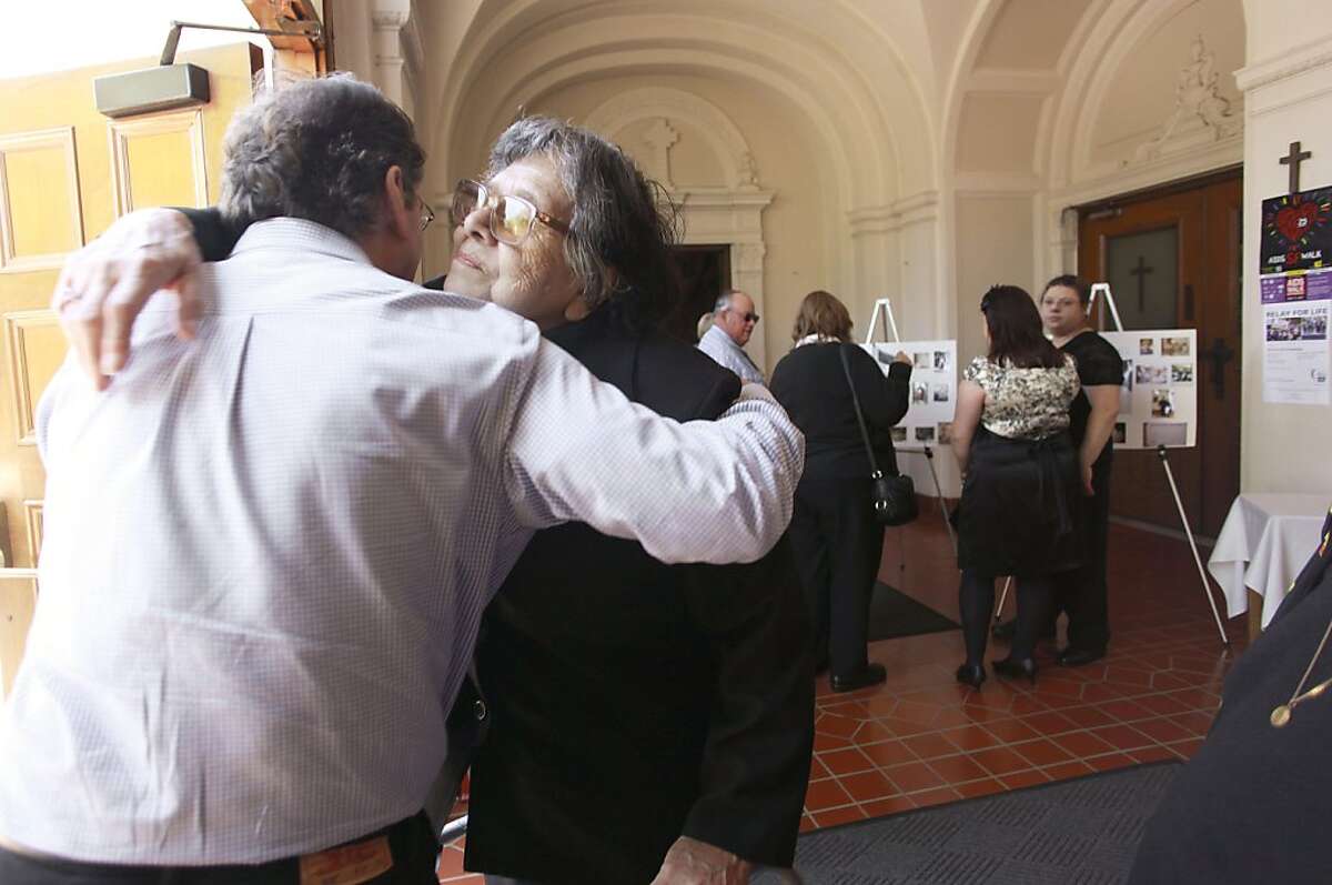 Sadness, anger in Alameda after apparent suicide