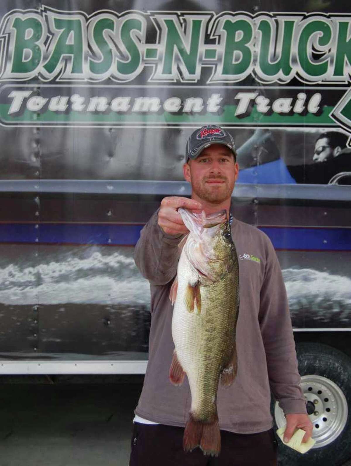 5 sacks over 20 lbs – Don Taylor & Donald Randall wins Bass N Bucks ...